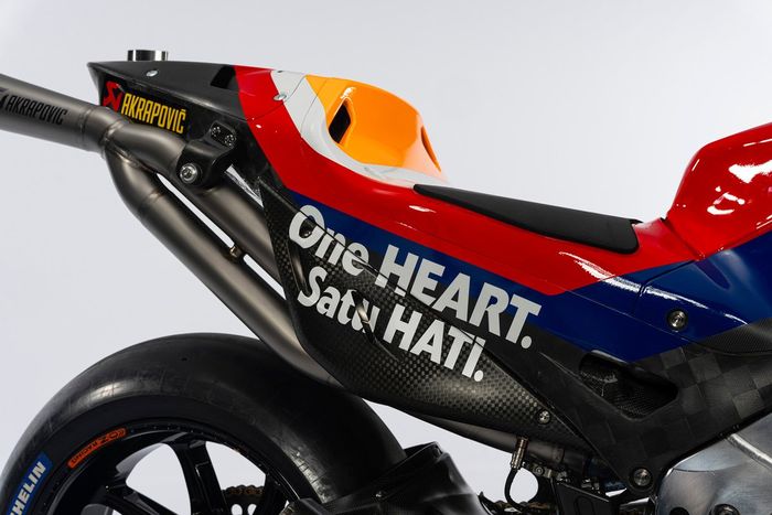 MotoGP | Honda: ecco le nuove RC213V con i colori HRC