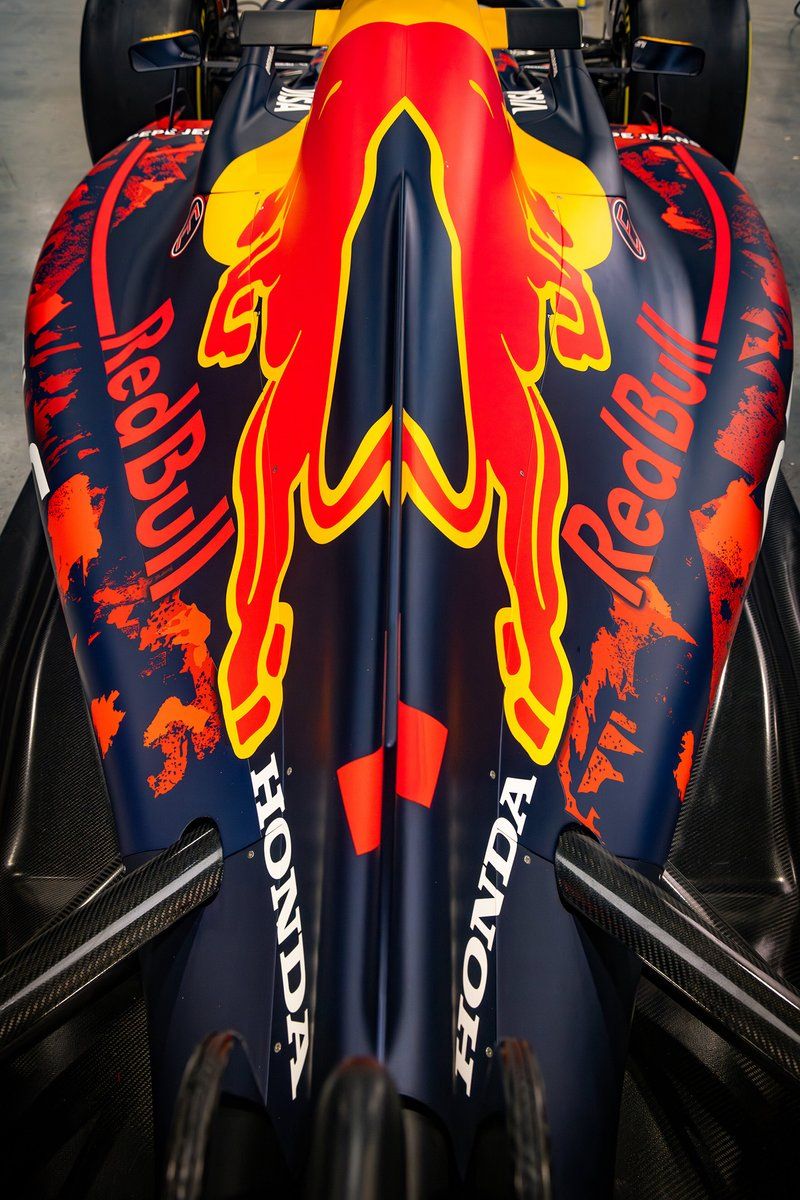 De nieuwe F1-livery van Verstappen en Pérez uit alle hoeken