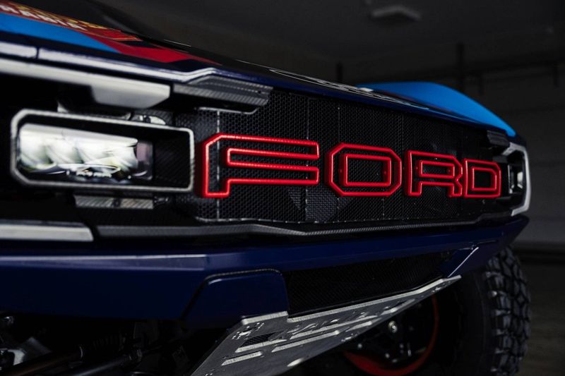 Le Ford Raptor T1+ pour le Dakar 2025 dévoilé