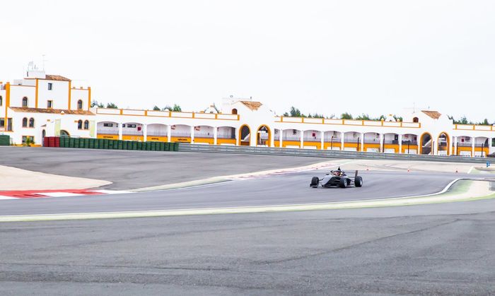 Fotos El Tc Racing De Courtois Y Merhi Ya Ha Completado Sus Primeros Test