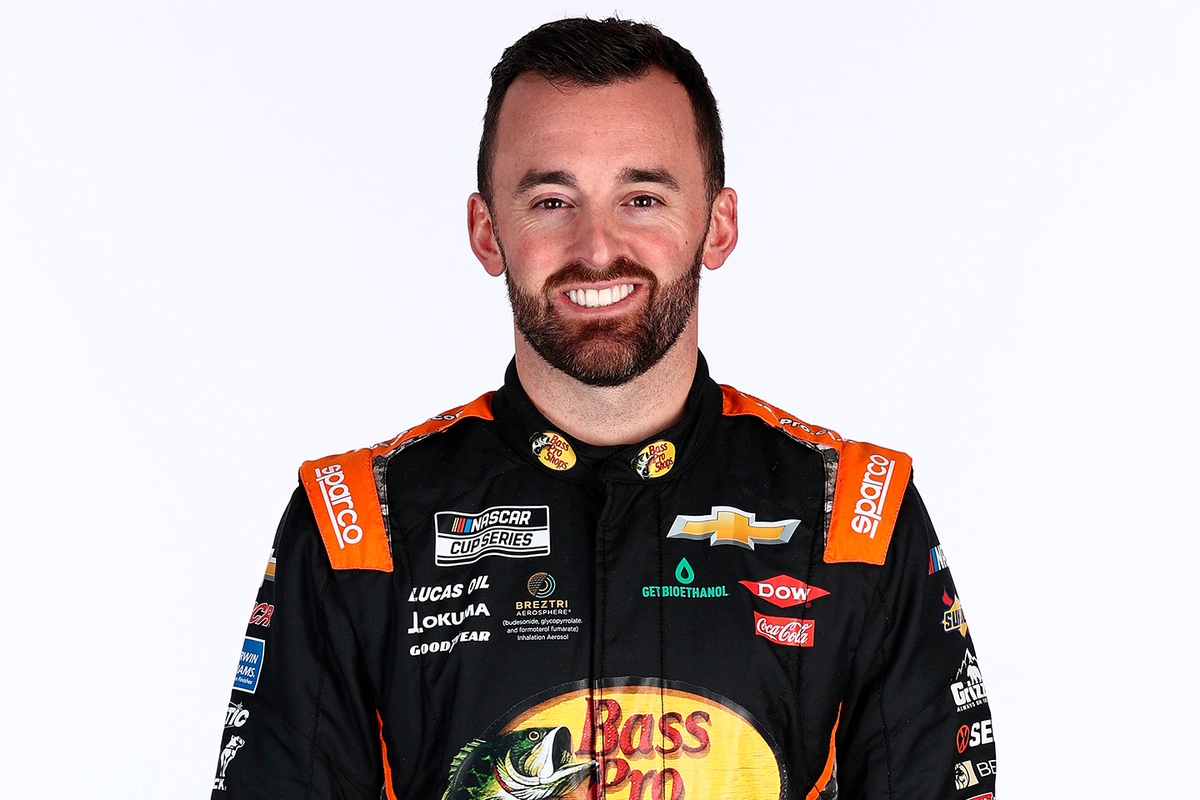 Austin Dillon Profile - Bio, News, High-Res Photos & High Quality Videos