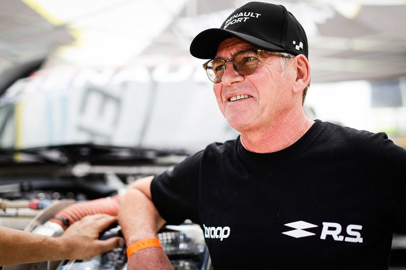 Pascal Maimon Profile - Bio, News, High-Res Photos & High Quality Videos