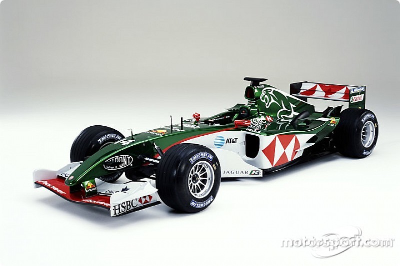 Ma 13 éve mutatkozott be az utolsó F1-es Jaguar versenygép